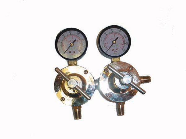 Dual regulator system - pro-teksprayequipment.com